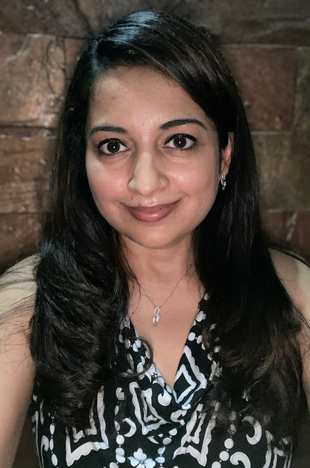 UK રીટર્ન ડૉ. ધરાએ શરૂ કર્યો અમદાવાદમાં બિઝનેસ, મહિલાઓ માટે બન્યા ...